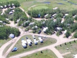 Campground Camrose | Whistle Stop Golf Course